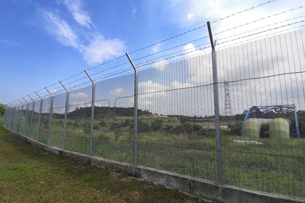 EMU Welded Wire Steel Grille | Engtex Metals Utara