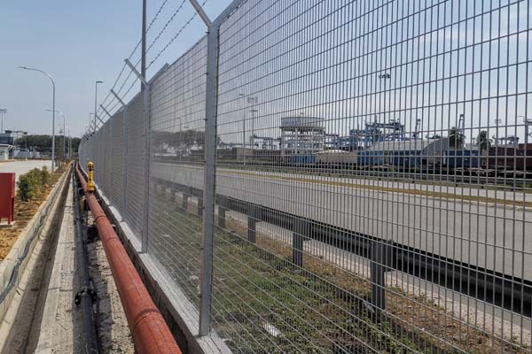 EMU Welded Wire Steel Grille | Engtex Metals Utara